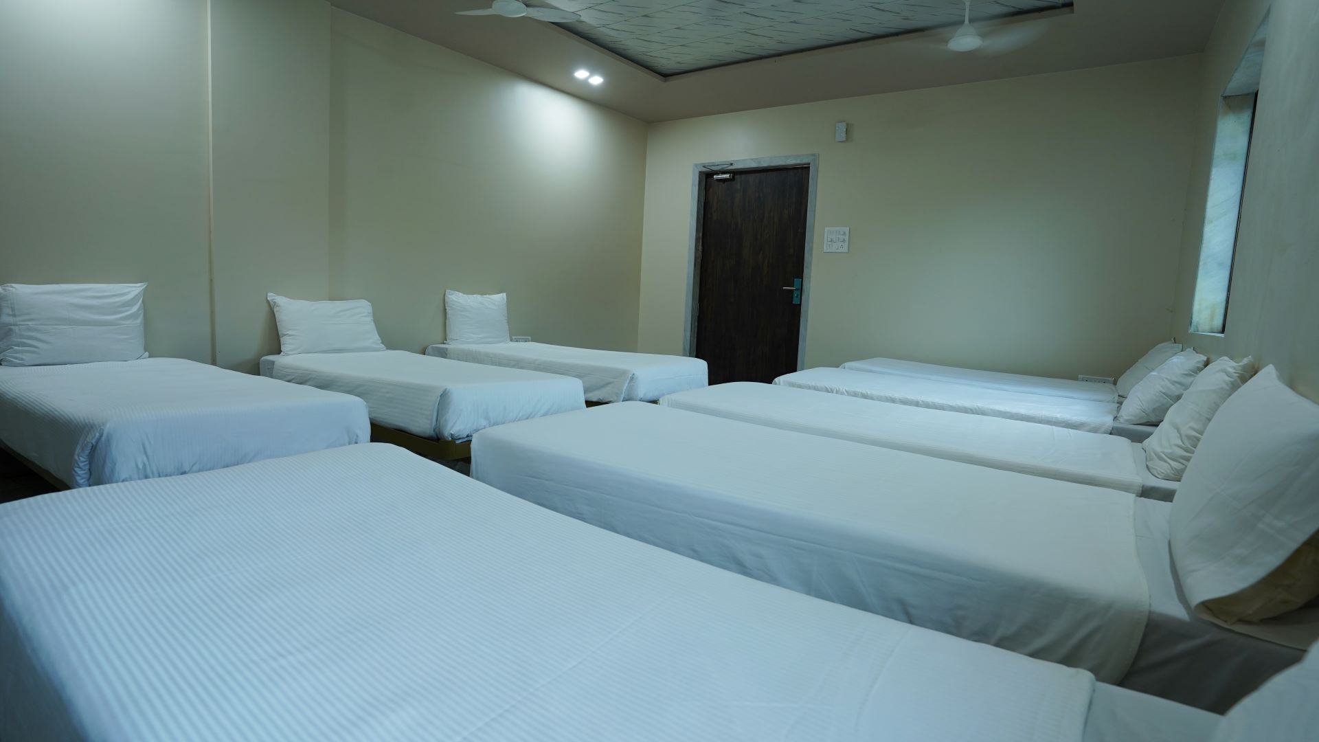 Dormitory Room - MAP Resort